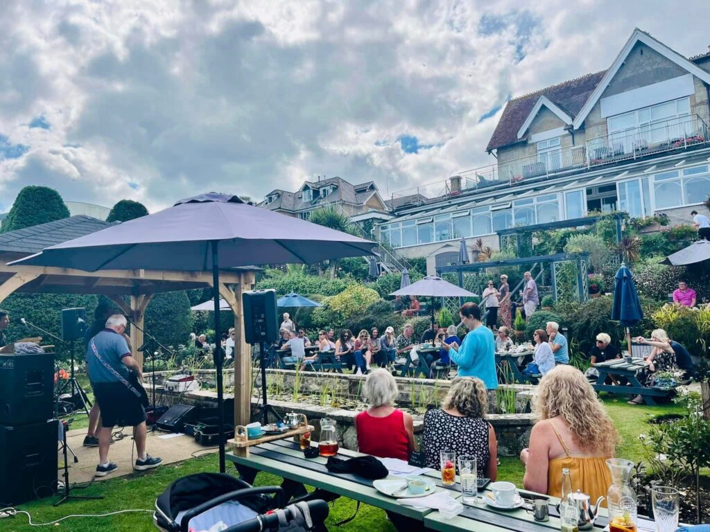 Summer Garden Party 25 Aug The Spammy Oatis - Luccombe Hall Hotel